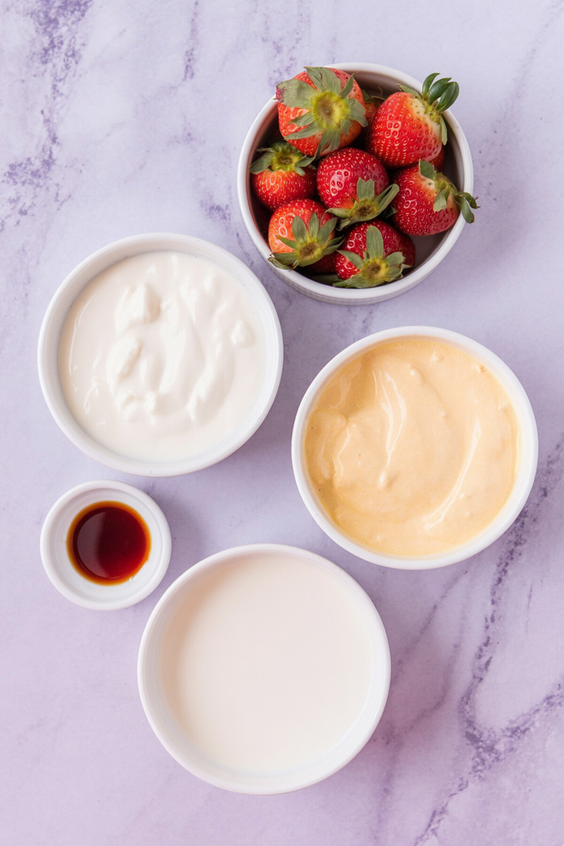 Fresas con Crema (Strawberries and Cream) - Sabor Mexicana